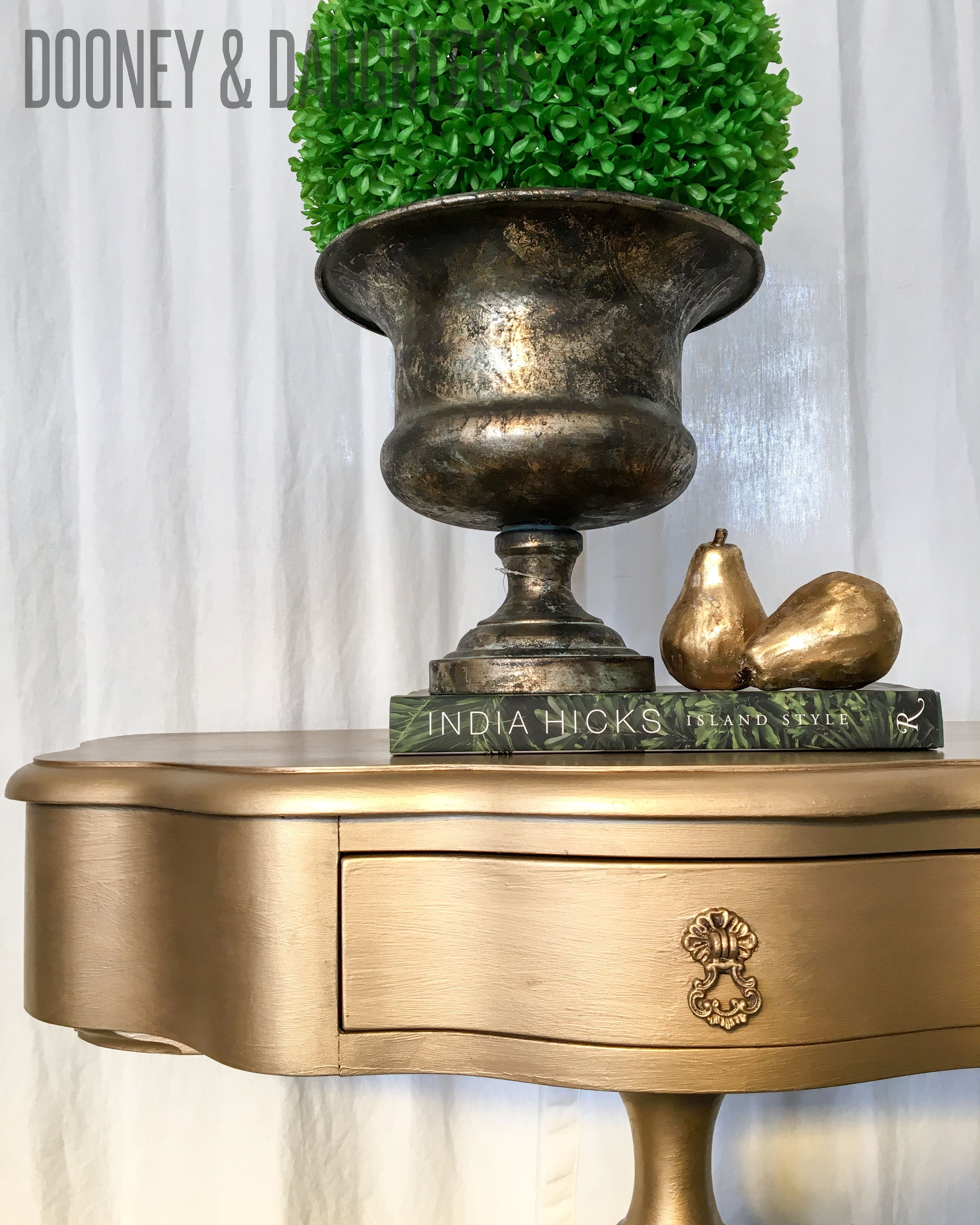 Soft Gold Metallic | Gold Hall Table | Dooney & Daughters
